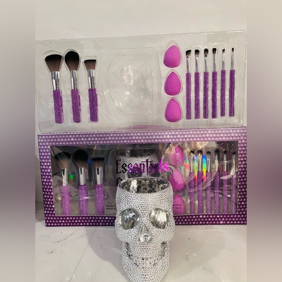 essentials collection | Makeup | Essential Skull Collection 3 Pieces ...